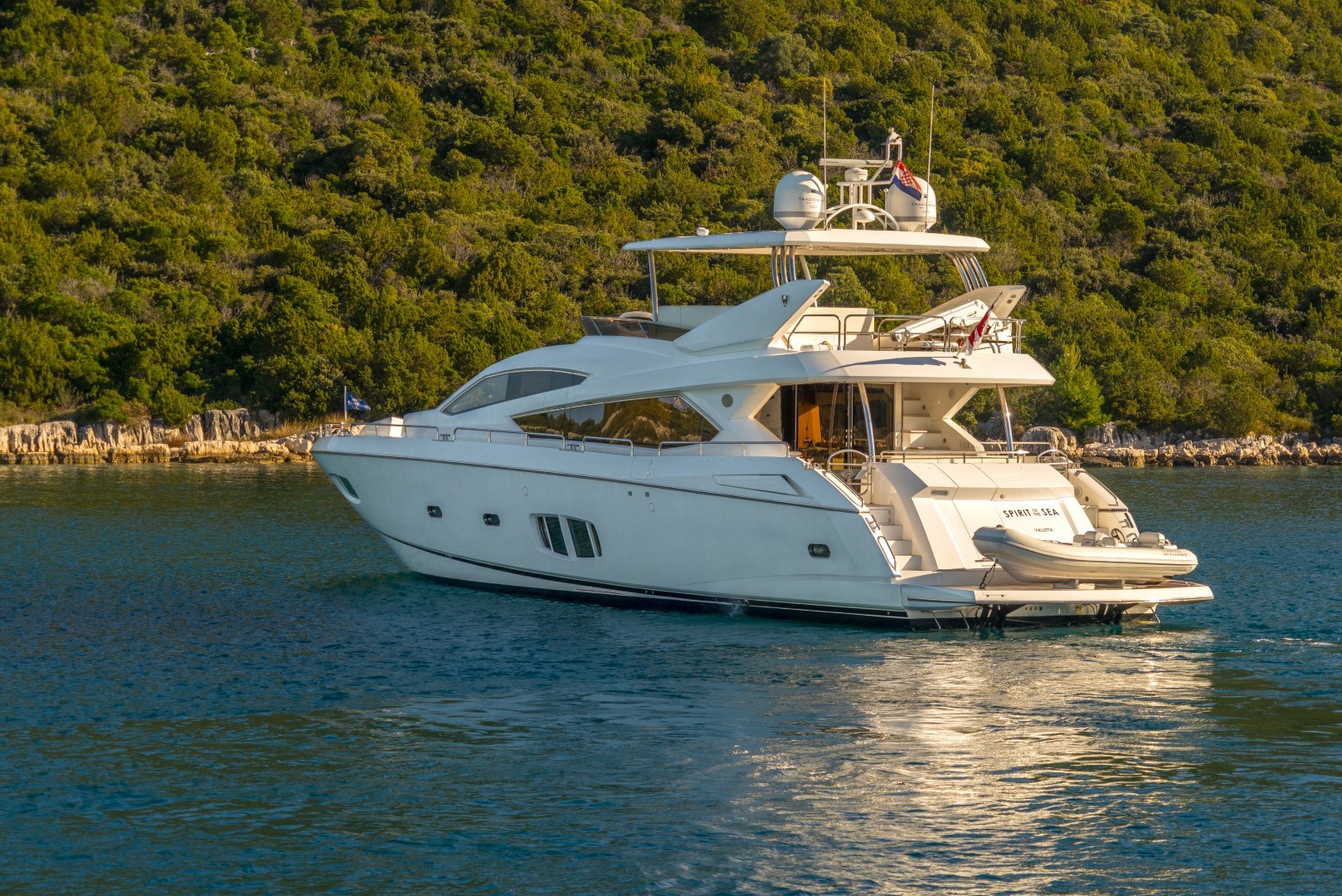 Sunseeker 80 Yacht