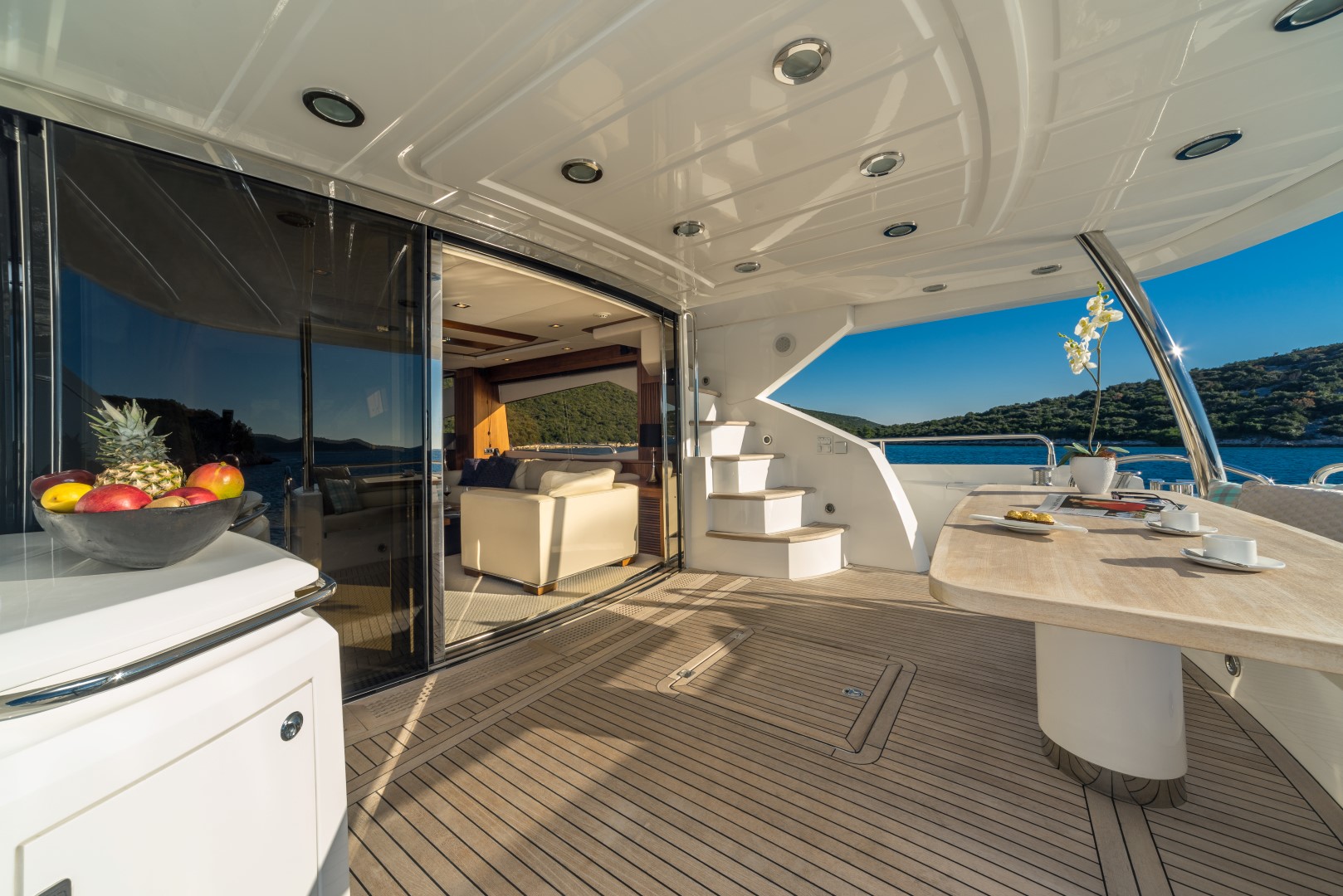 Sunseeker 80 Yacht
