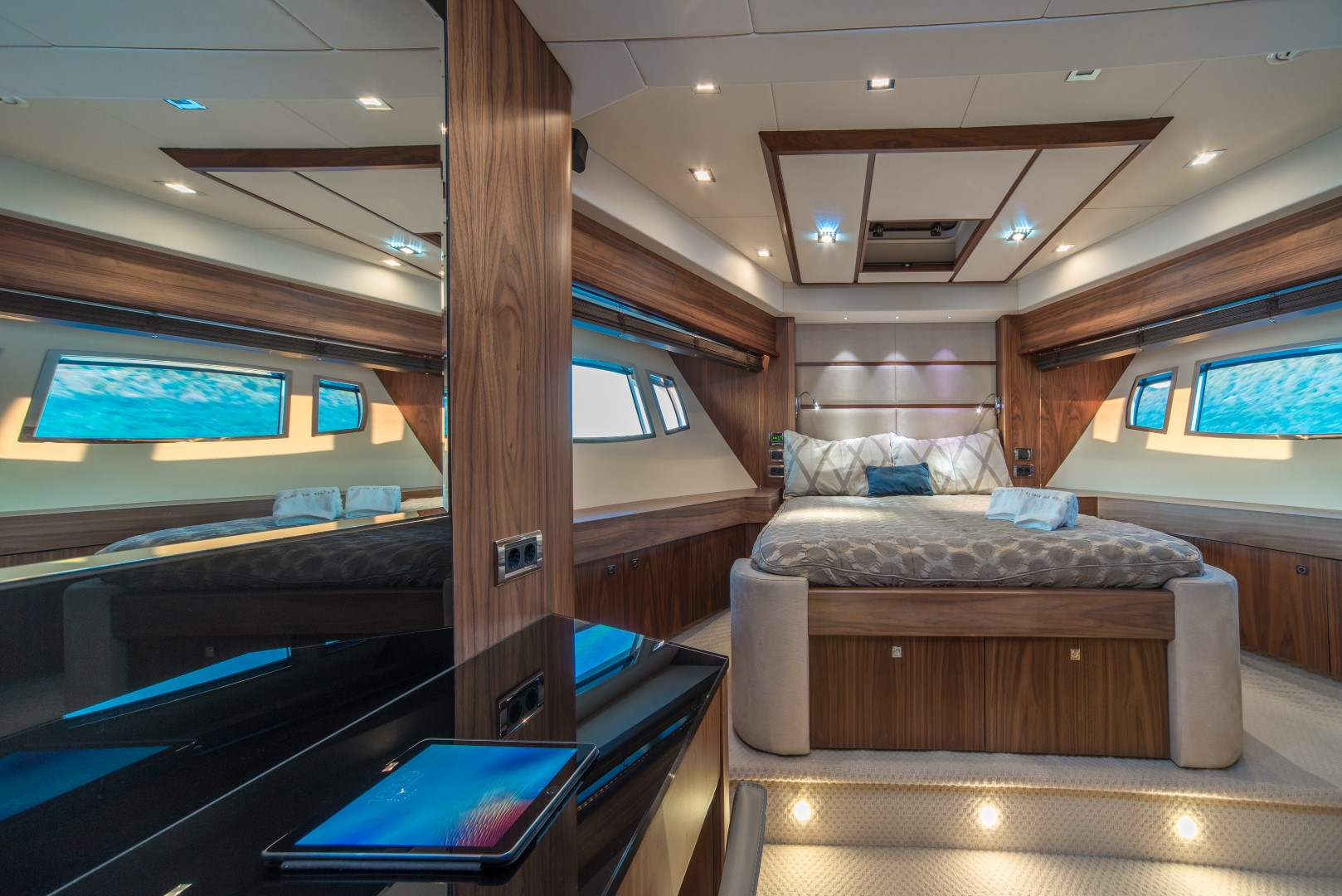 Sunseeker 80 Yacht