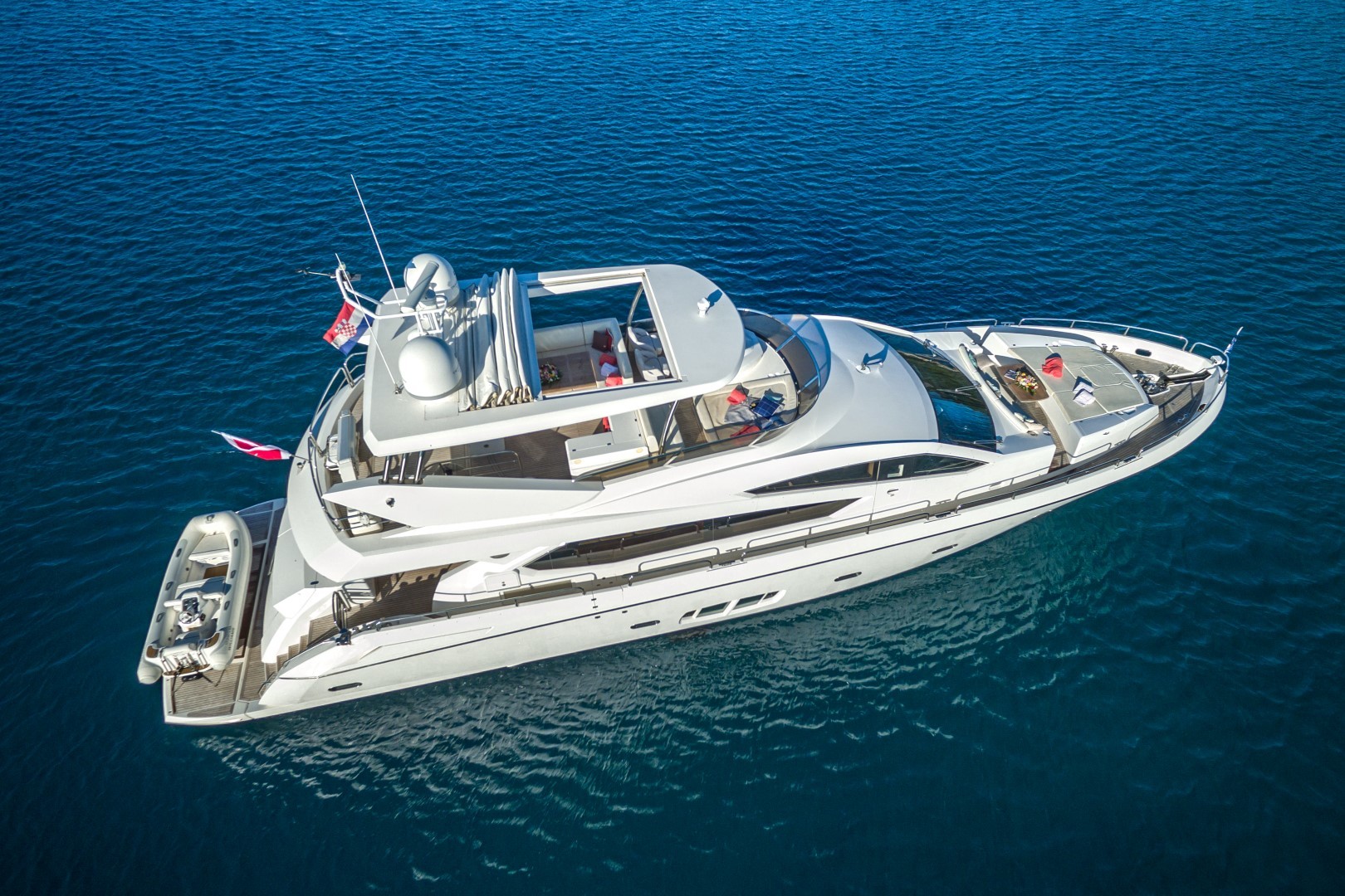 Sunseeker 80 Yacht